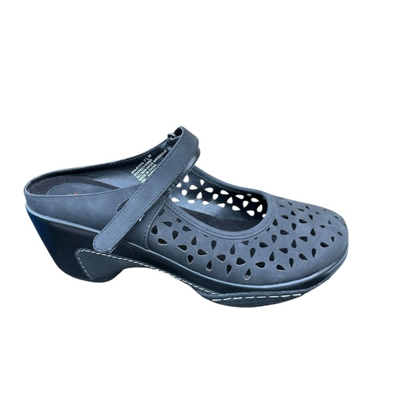 Rialto | Shoes | Rialto Vienna Womens Black Mary Jane Clogs 75 M | Poshmark